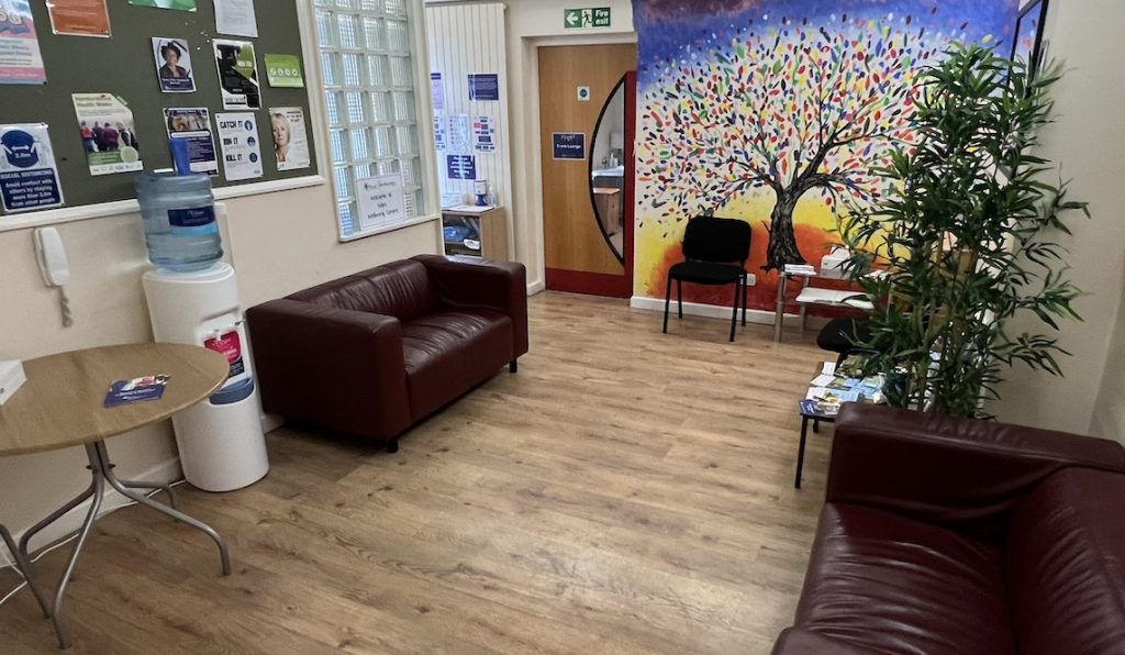 Crisis Café - Nightlight